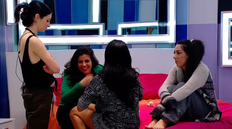 bbcan2-20140314-1110-ika-girls – Big Brother Network Canada